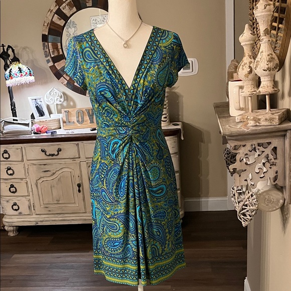 Muse | Dresses | Muse Paisley Vneck Midi Dress Blue And Green | Poshmark